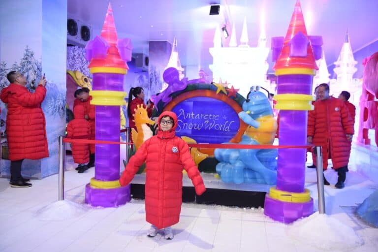 Antarctic Snow World Opens in Malaysia